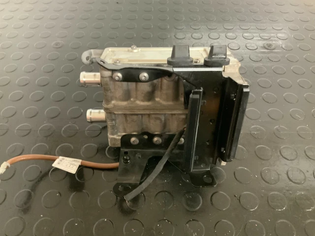 MERCEDES BENZ E-CLASS W213 W205 Hybrid Battery Inverter A0008350500 £ ...