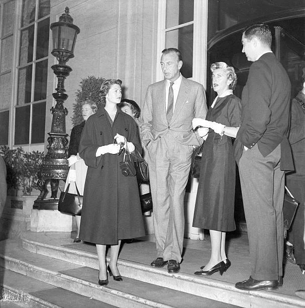 THE AMERICAN ACTOR Gary Cooper With The American Actress And Wife Old ...