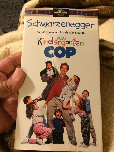 KINDERGARTEN COP (VHS, 1991) Arnold Schwarzenegger VHS Tape Only SALE ...