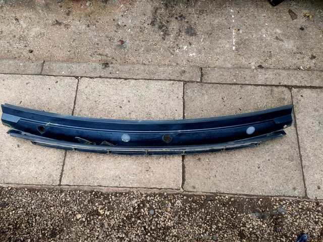 LAND ROVER DISCOVERY 2 TD5 V8 SCUTTLE PANEL wiper front windscreen trim ...