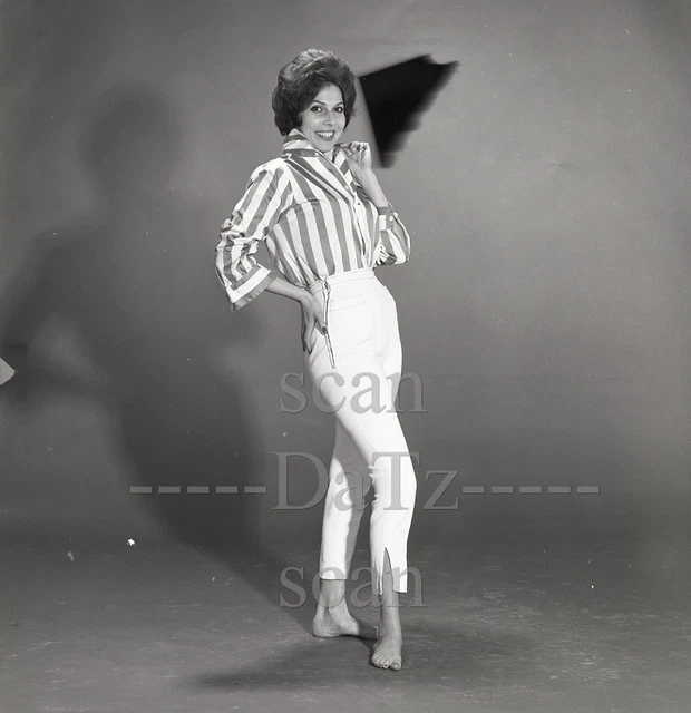 1950s Ron Vogel Negative Sexy Brunette Pinup Girl Joan Grant Cheesecake V301022 £952 Picclick Uk