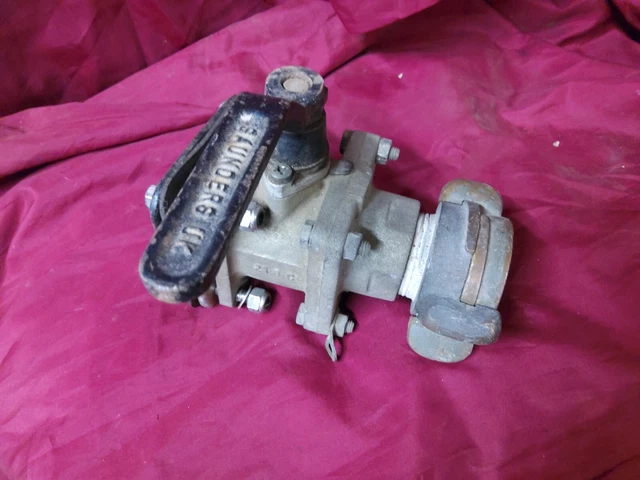 MILITARY WATER BOWSER Saunders Flow Valve £15.00 - PicClick UK