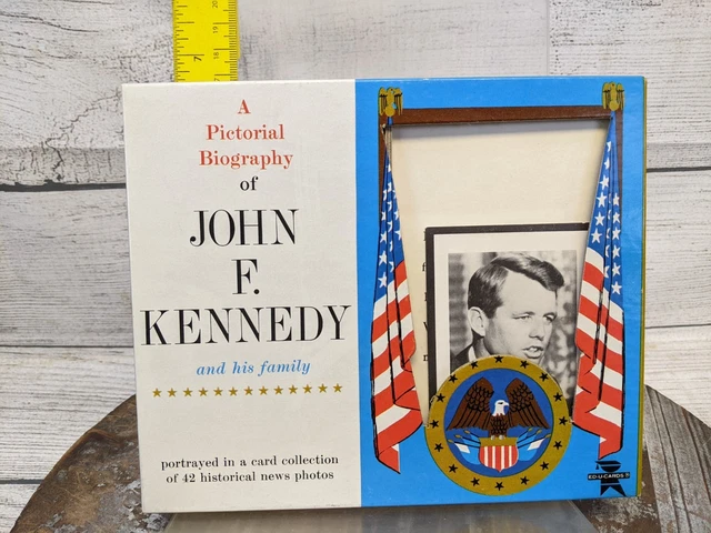A PICTORIAL BIOGRAPHY Of John F Kennedy And His Family 42 Card ...