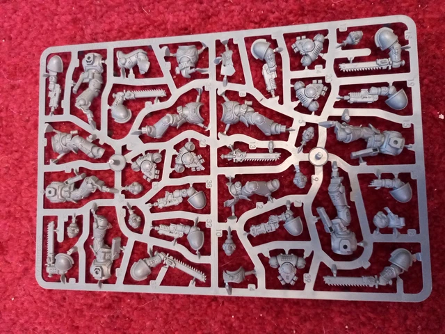 GW WARHAMMER 40K Space Marine Primaris Assault Intercessors 7 Man Squad ...