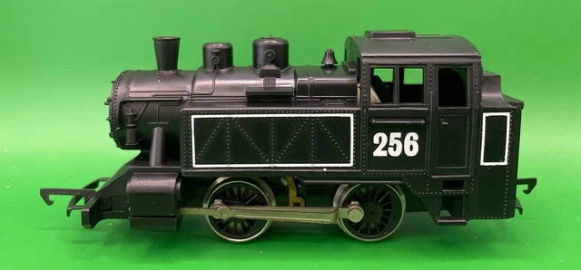HORNBY OO GAUGE 0-4-0 Steam Freight Locomotive R256 Black £15.00 ...