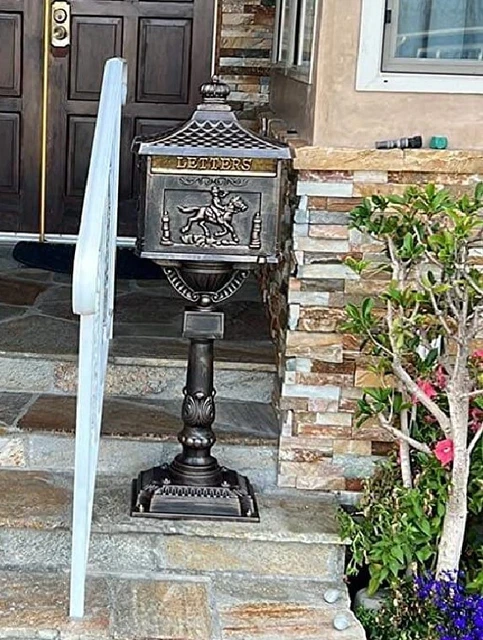 VINTAGE STYLE MAILBOX Metal Rust Free Pedestal Postal Letter Box w Pole ...