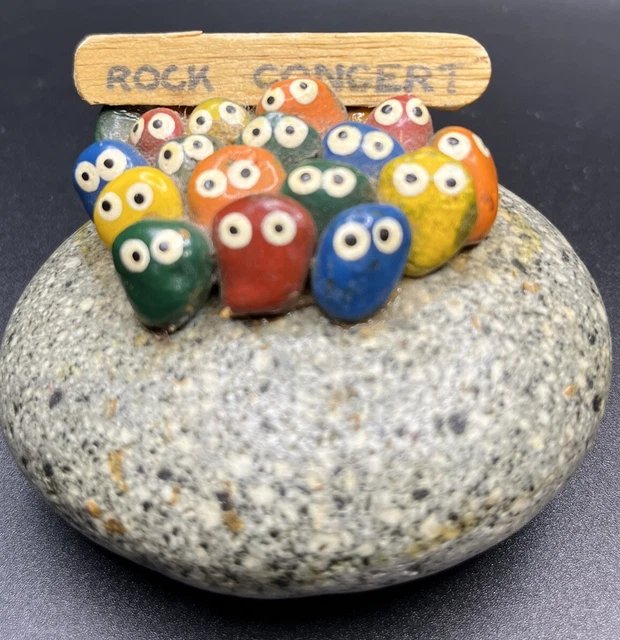 VINTAGE RETRO 1970’S Pet Rock "ROCK CONCERT" Paperweight MCM Hand ...