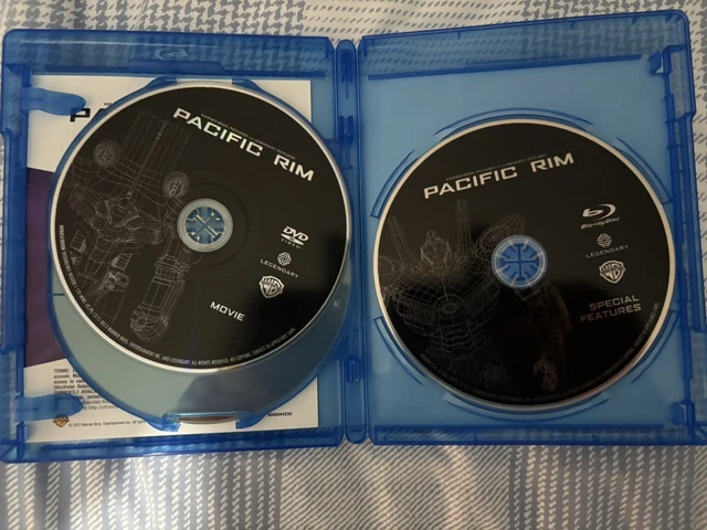 PACIFIC RIM (3 Disc Blu Ray (US Import] with Lenticular Slipcover ...