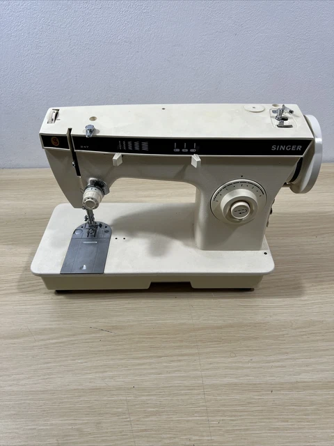 VINTAGE SINGER MODEL 247 Sewing Machine No Foot Pedal Spares Or Repair ...