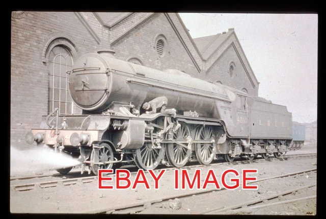 ORIGINAL 35MM SLIDE LNER CLASS V2 LOC NO 4800 AT HAYMARKET SHEDS £2.75 ...