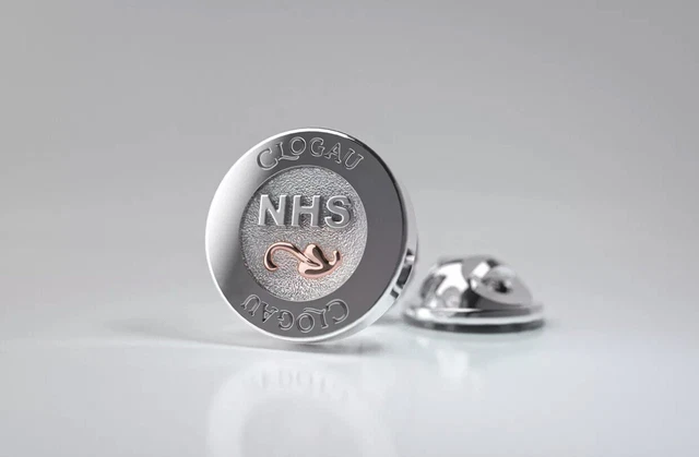 NEW CLOGAU TREE of Life Insignia NHS Pin Badge £74.00 - PicClick UK