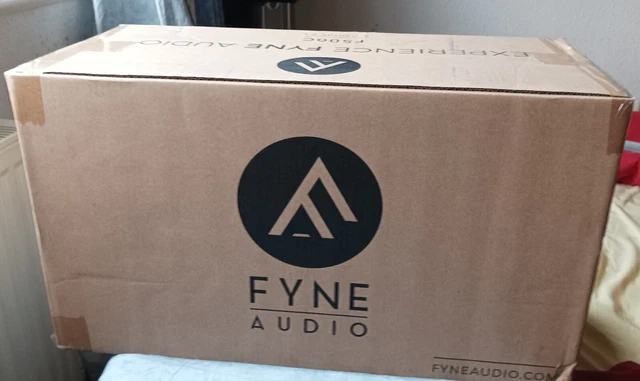 FYNE AUDIO F500C Centre Speaker Piano Gloss black New boxed £499.00 ...
