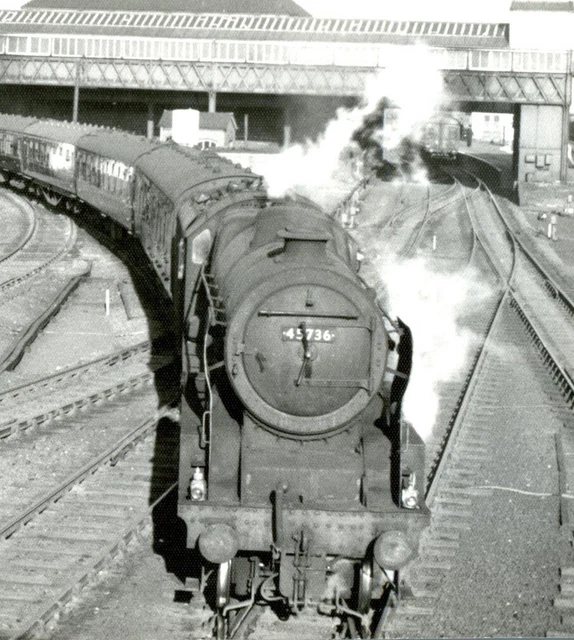 VINTAGE TRAIN PHOTOGRAPH 45736 Phoenix steam locomotive Southport ...