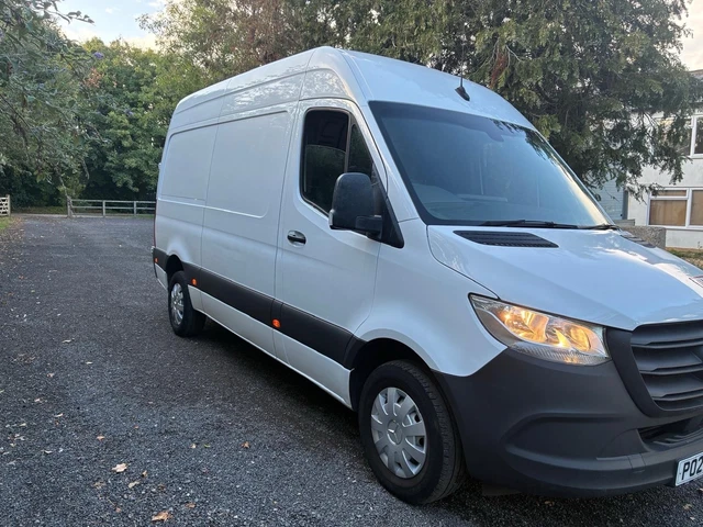 2022 MERCEDES SPRINTER 317cdi Progressive L2H2 Medium Wheel Base Panel ...