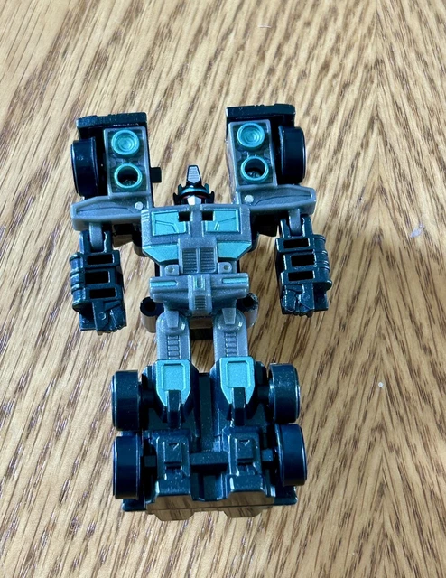 TRANSFORMERS RID SCOURGE 2001 Super Class Tanker Truck Hasbro Robots in ...