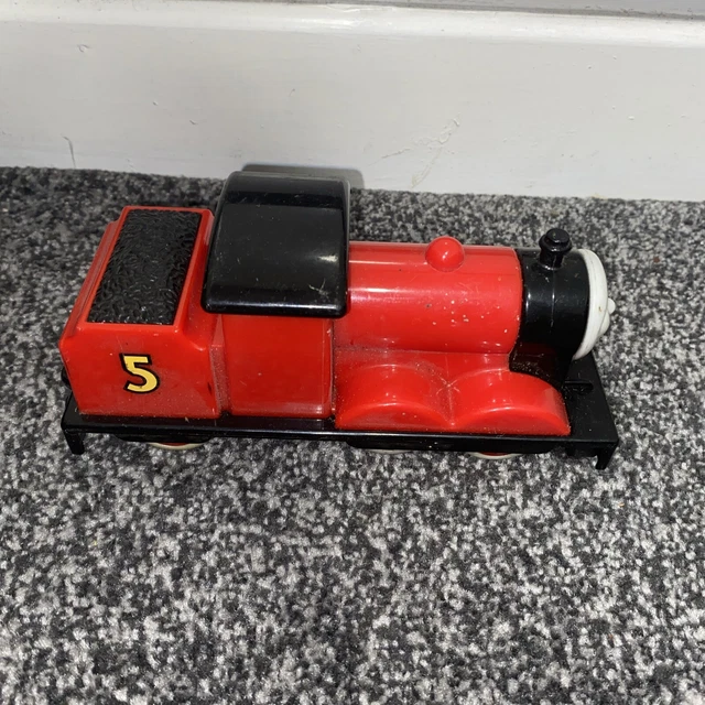 MY FIRST THOMAS The Tank Engine Golden Bear Push Along Trains James £6.99 - PicClick UK