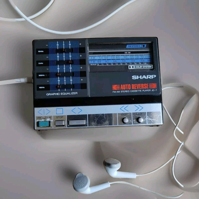 VINTAGE SHARP JC-7G(BK) Black Stereo Portable FM/AM Cassette Player. JAPAN 1985 £85.00 - PicClick UK