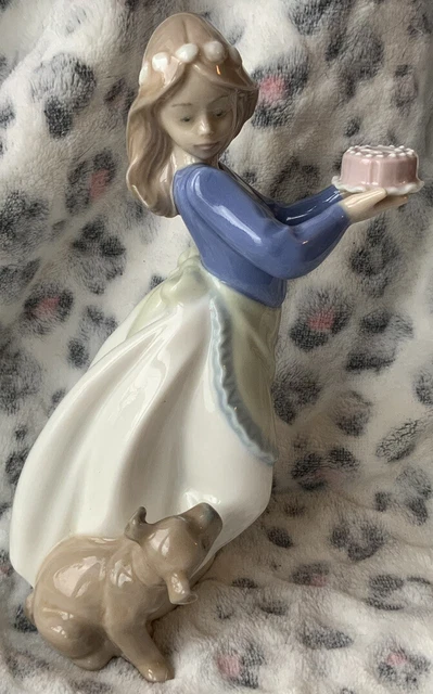 NAO BY LLADRO Porcelain Daisa 1987 Puppy’s Birthday Girl With Cake And ...