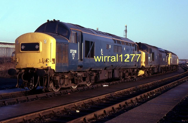 6X4 COLOUR RAILWAY photograph Class 37 37218 at Westbury 06.01.89 £1.00 ...