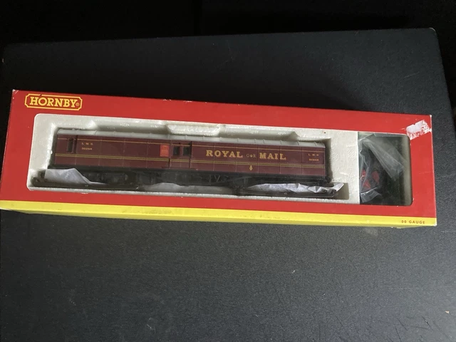 OO GAUGE HORNBY R4155 LMS Operating TPO Royal Mail Coach Set £26.68 ...