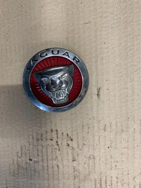 JAGUAR XJ X351 Front Bumper Radiator Grille Badge Genuine C2D45698 RED ...