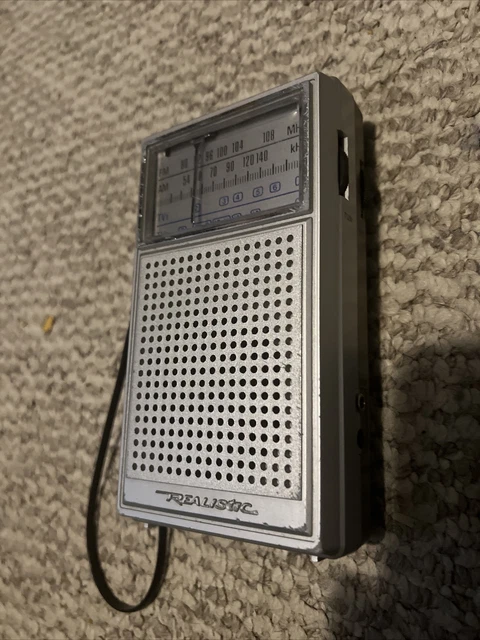 RADIO SHACK REALISTIC Transistor Radio - Model 12-613A 9V AM FM TV £19. ...