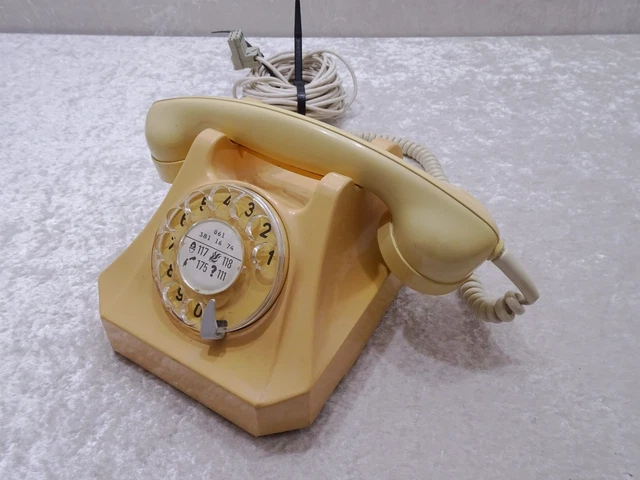 TH5MRU - MIDCENTURY Design Telefon mit Wählscheibe - Vintage um 1950/60 ...