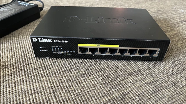 D-LINK 8 PORT Gigabit Desktop Switch 4 Port PoE (Model: DGS-1008P) £22. ...
