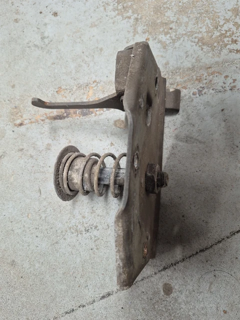 HOLDEN HQ HJ Hx Hz Wb Bonnet Latch And Catch Brackets $50.00 - PicClick AU