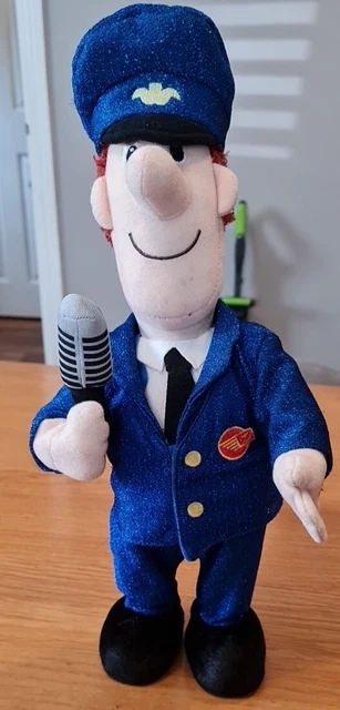 RARE COLLECTABLE POSTMAN Pat Singing & Dancing Doll Tested Good ...
