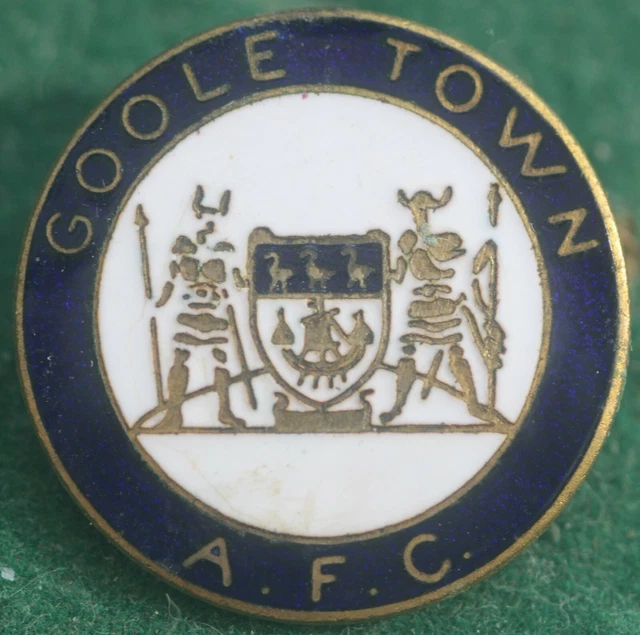 RARE ENGLAND GOOLE Town FC Football Club Enamel Pin Badge £3.20 ...