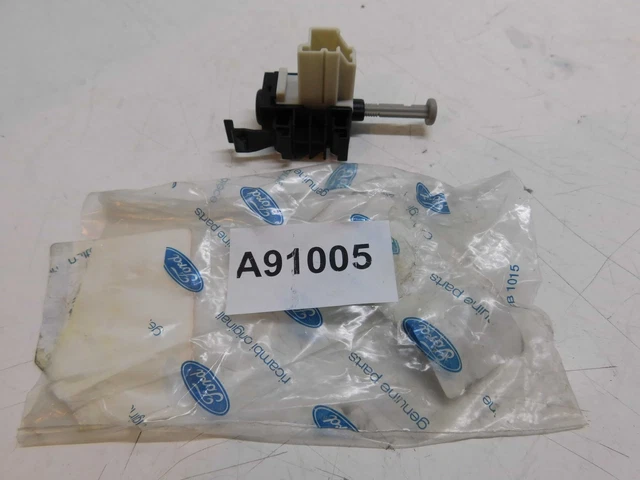 INTERRUPTEUR PÉDALE FREIN Brake Pedal Switch Original Ford Fiesta MK6 ...
