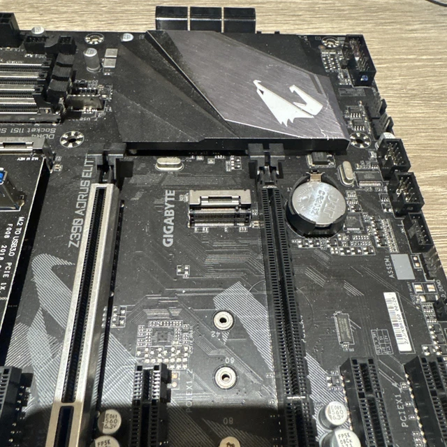 GIGABYTE Z390 AORUS ELITE GAMING Intel LGA1151 Z390 ATX DDR4 ...