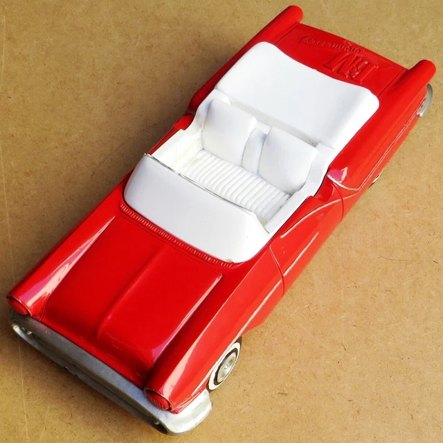 Landm Cigarettes Riesiger Massiver Ascher Kurios Cadillac