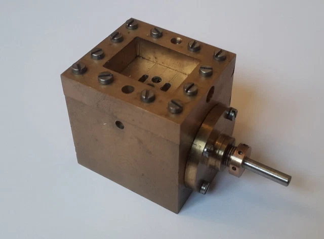 DOUBLE ACTING SLIDE valve cylinder with valve chest, piston rod and ...