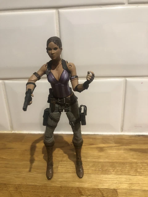 RESIDENT EVIL 5 Sheva Alomar Action Figure Neca 2009- Missing Large Gun ...
