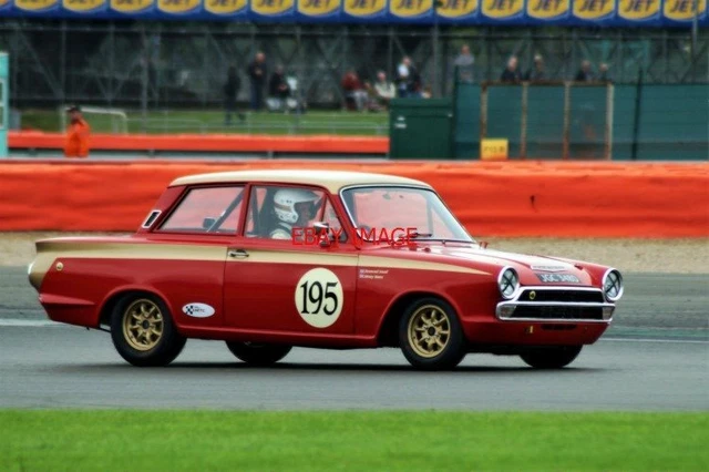 PHOTO ALAN Mann Racing Livery Henry Mann His Lotus Cortina Bearing His ...