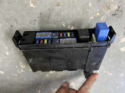 NISSAN SKYLINE GTR R35 Engine Bay Fuse Relay Panel Junction Box £55.00 ...