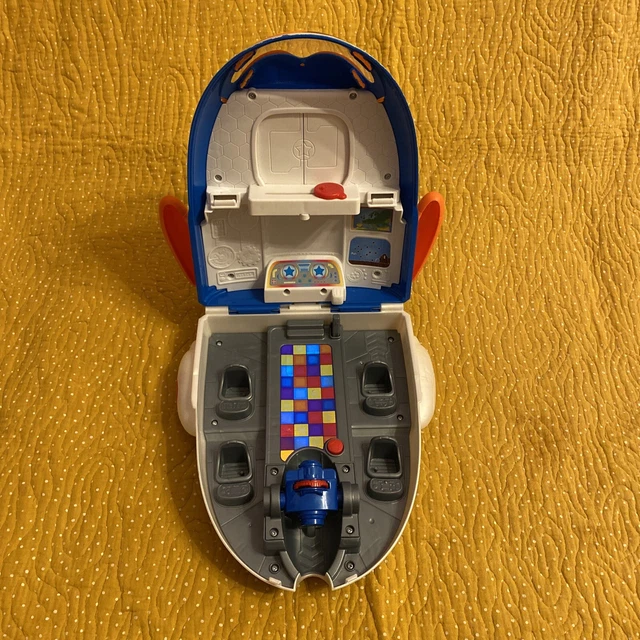 CBEEBIES GO JETTERS Jet Pad Headquarters & Kyan Figure Sounds & Light ...