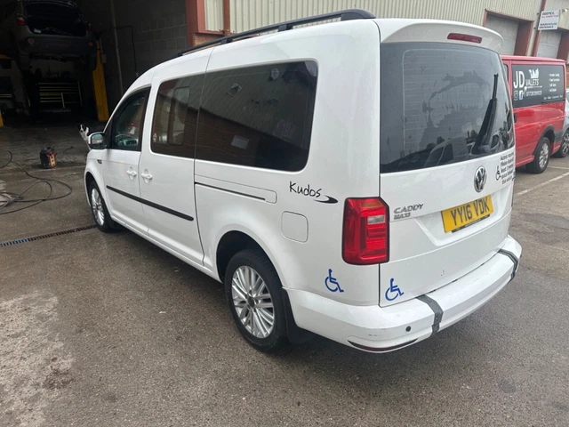 VOLKSWAGEN CADDY MAXI 2.0tdi dsg auto diasbled ramp spares or repairs £ ...