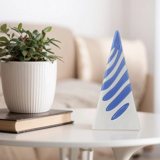 FIDGET TOY IMPOSSIBLE Pyramid Passthrough Sculpture Mini Vortex Thread ...