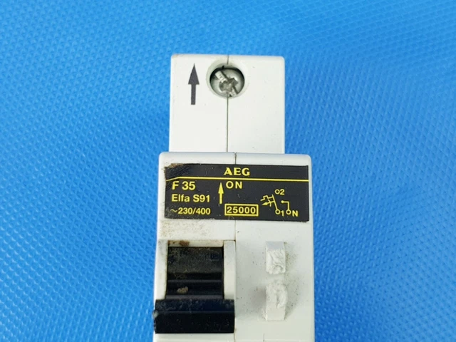 AEG HAUPTLEITUNGSSCHUTZSCHALTER LEITUNGSSCHUTZSCHALTER Elfa S91 F35 ...