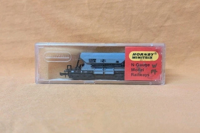 VINTAGE HORNBY® MINITRIX N 506 British Rail bogie hopper (N gauge) £14. ...
