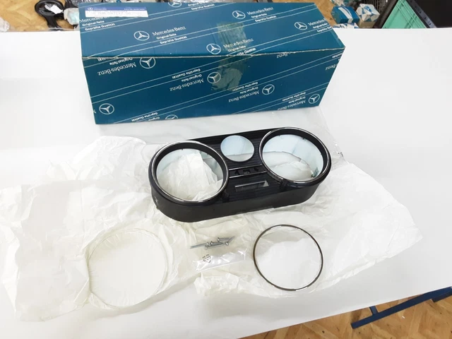 GENUINE MERCEDES-BENZ W114 W115/8 instrument cluster speedometer ...