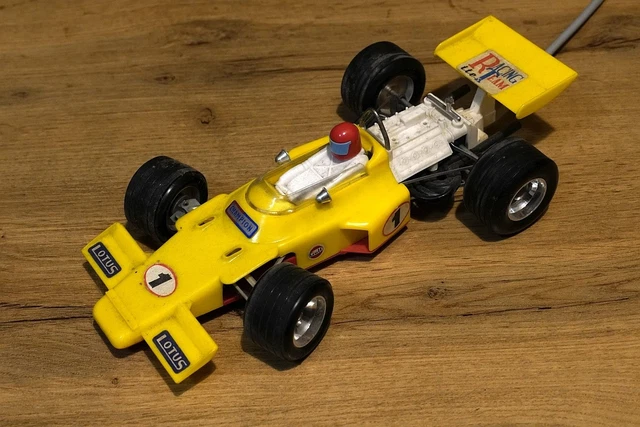 FORMULA LOTUS REMOTE control car with wire/cable control, working EUR ...