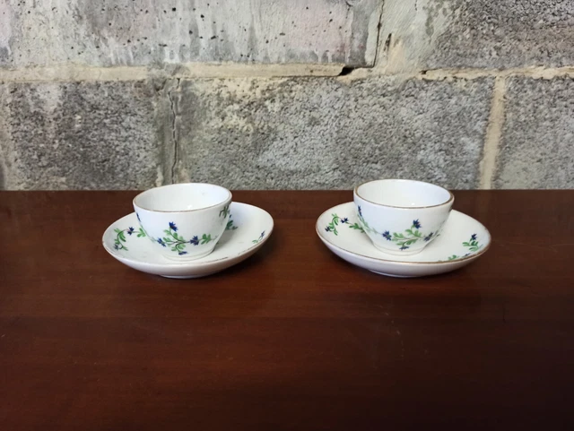 2 Tasses Et Sous Tasses Ancienne En Porcelaine De Paris Décor Barbeaux Eur 3000 Picclick Fr