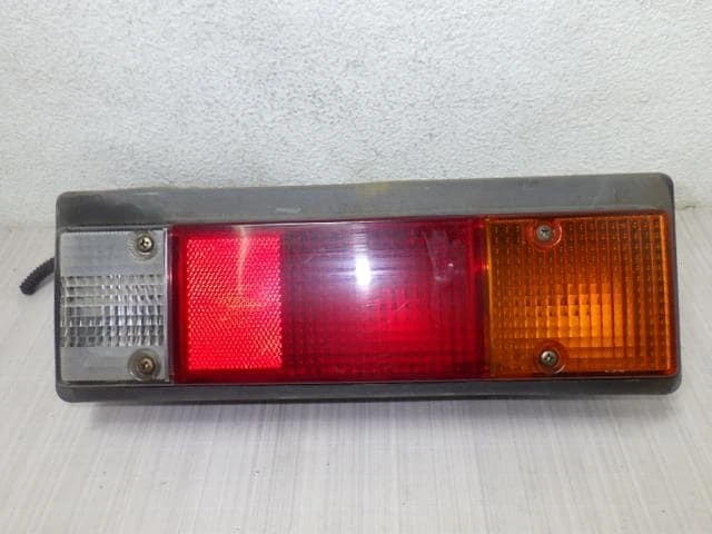 MITSUBISHI FUSO CANTER 2008 PA-FD70BB Right Tail Light [Used ...