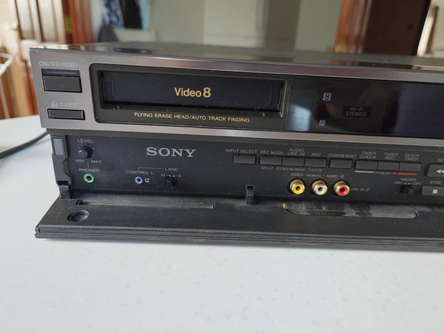 SONY EV-S550E VIDEO 8 Player / Recorder / Editor - Spares or Repair £63 ...