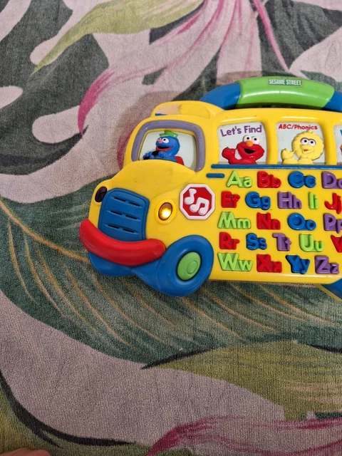 SESAME STREET TALKING Alphabet School Bus Phonics Words Learning Toy ...