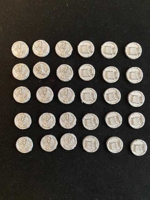 WARHAMMER 30 BOUCLIER Metal Shield Elf Orc Nain Bretonnian Empire ...